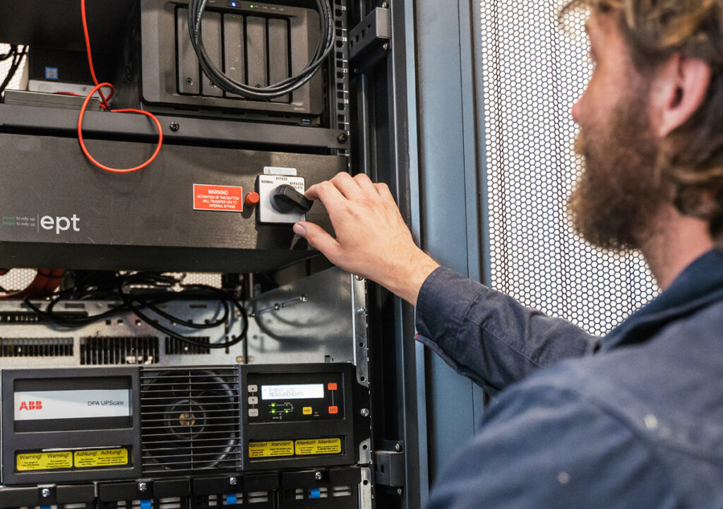 Boosting Power Efficiency with the Best UPS Solution for Enterprises